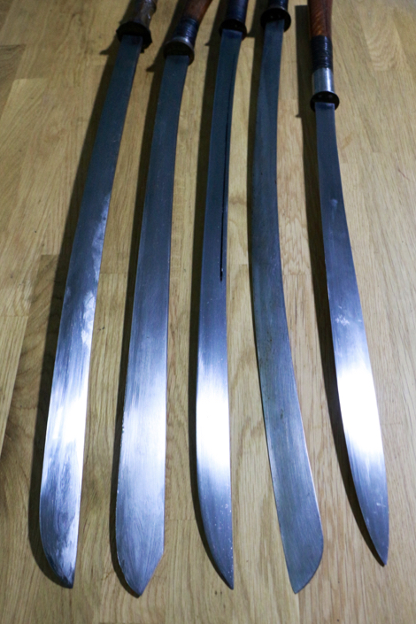 STANDARD CUSTOM SWORD – Siamese Edge